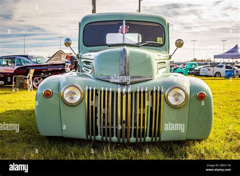 Daytona Beach Fl Usa November 24 2018 Green Customized 1946 Ford