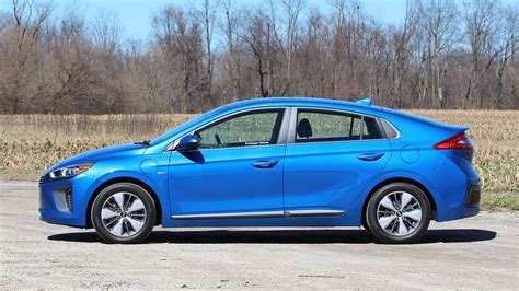 2018 Hyundai Ioniq Plug In Prototype Review Move Over Prius
