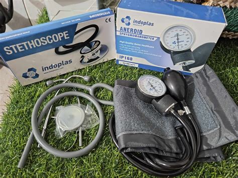 Manual Bp Set Health And Nutrition Medical Supplies And Tools On Carousell