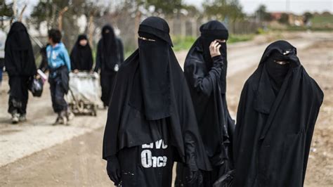 هروب عدد من عناصر داعش من أحد السجون في شمال شرق سوريا Cnn Arabic