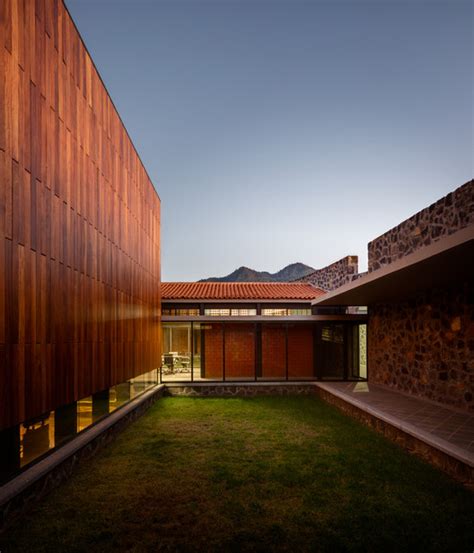 Oral Criminal Court In Pátzcuaro Taller De Arquitectura Mauricio