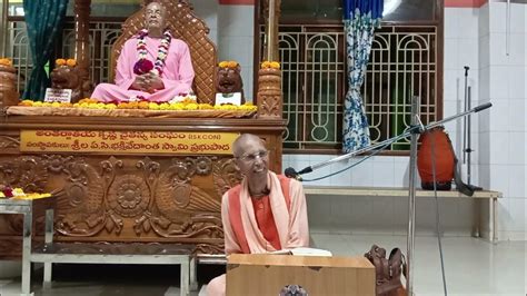 14 2 25 H H Sukdeva Swami Srimad Bhagvat 11 12 1 2 Telugu Iskcon Nellore Youtube
