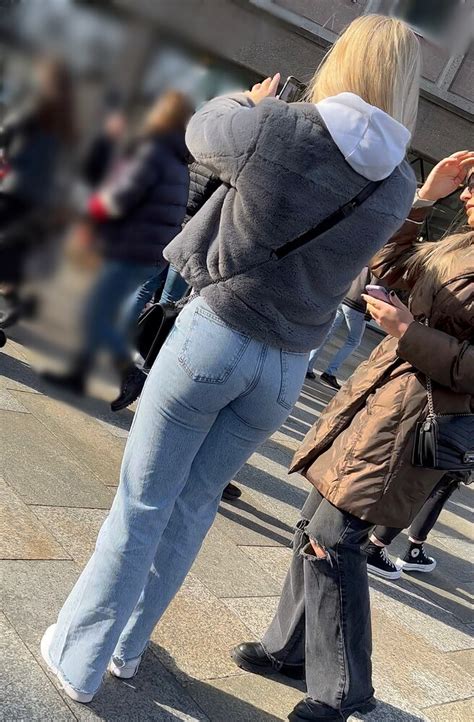 That Was A Good Day Blonde Cameltoe With Braces Tight Jeans Forum