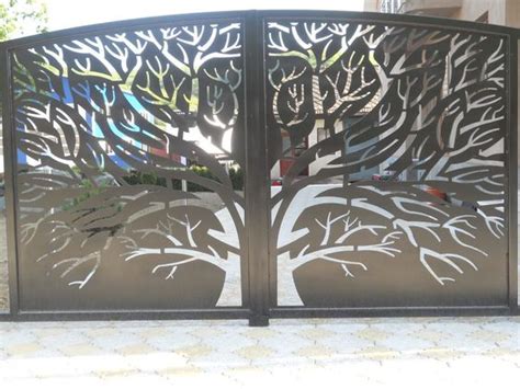 Tree Gate Design Makerbhawan