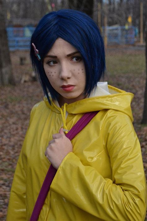 Coraline Jones Cosplay