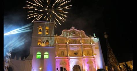 Honduras Recibió El 2016 Con Las 12 Campanadas En Comayagua