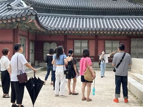 경복궁 가이드 투어 역사 속으로 떠나는 완벽한 여행 경험 Funbooky