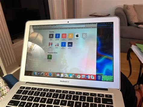 Macbook Issue Rmacbook