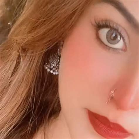 Areeba Areeba Akber • Threads Say More