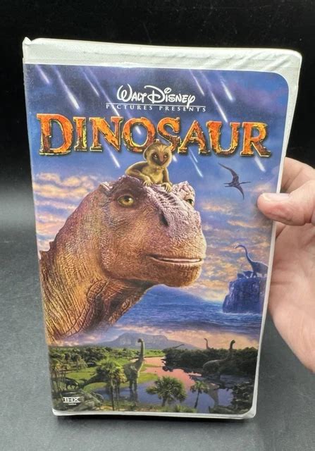 Walt Disneys Dinosaur Movie 2000 Vhs Disney Store Mint Condition £