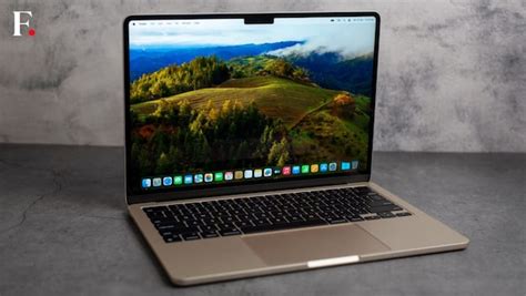 A Macbook Made Entirely Of Glass Apples Latest Patent Reveals Some