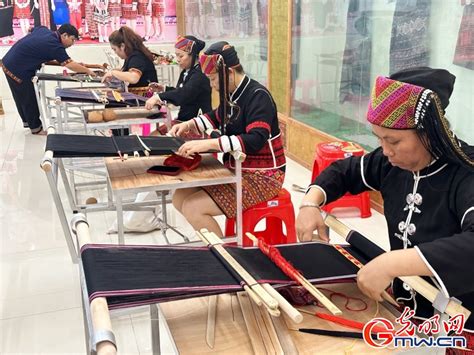 非遗工坊采风行丨黎族织锦赋能乡村振兴 光明网