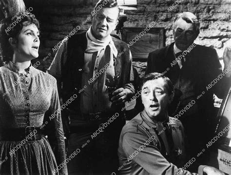 6861 021 Michele Carey John Wayne Robert Mitchum Paul Fix Film El