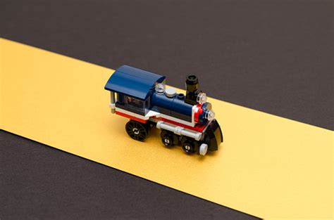 컬러 종이에 장난감 증기 기관차 어린이 철도용 기관차 텍스트에 대한 프레젠테이션 슬라이드입니다 0명에 대한 스톡 사진 및 기타