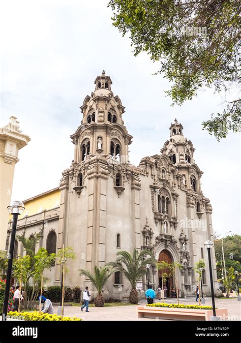 Lima Peru December 30 2016 Facade Of The Virgen Milagrosa Church