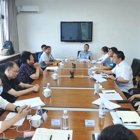 【药都要闻】张宏斌会见广东康力医药有限公司董事长郑军一行相关