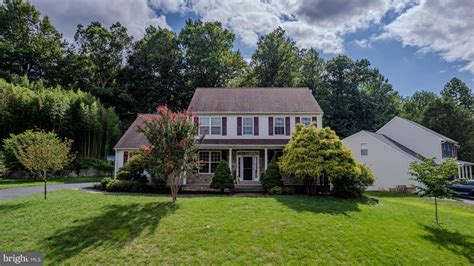1049 Ryans Run Garnet Valley Pa 19060 See Est Value Schools And More
