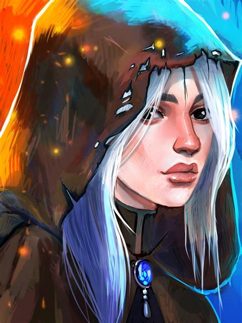 Фото Белокурая девушка в плаще с капюшоном By Antheiavaulor