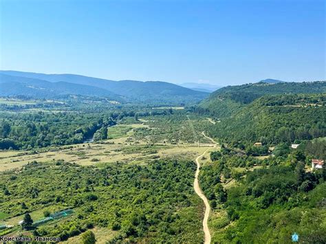 Географ БГ 🌄 Здравейте 🏞️ Снимка днес е от долината на Facebook