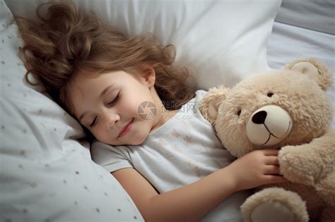 卧室里睡觉的外国小孩高清图片下载 正版图片600353004 摄图网