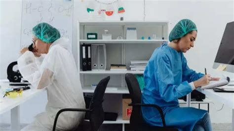 В Южной Корее ученые научились превращать раковые клетки в здоровые