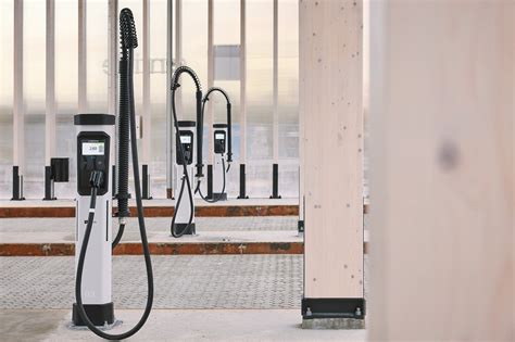 Ellectric — Einride Smartcharger Station Revolutionising Electric Road Freight