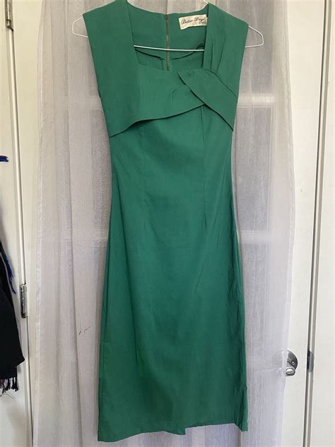 Bettie Page Las Vegas Emerald Green Cap Sleeved Dress… Gem