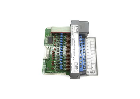 AB 1746 IN16 SLC 500 Digital AC DC Input Module 24 Volts AC DC Sink