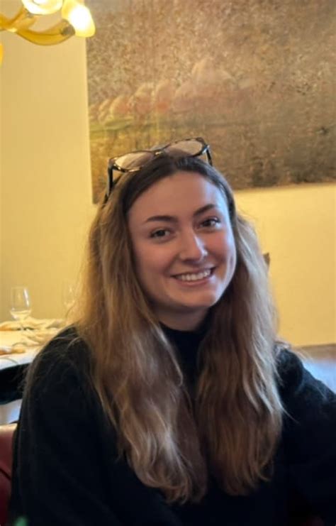 Ai Headshot Generator 50 Professional Headshots In 10 Minutes