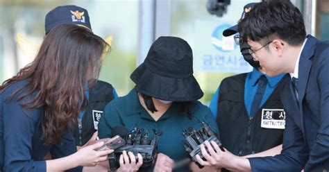 모자로 얼굴 가린 정유정피해자 유가족께 진심으로 죄송하다