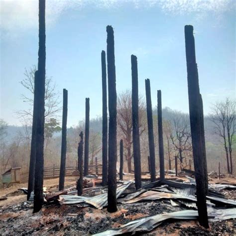 မင်းလှမြို့နယ်၊ ရေယဥ်ရွာကို စစ်တပ်က မီးရှို့ဖျက်ဆီးမှု နေအိမ် ၂၂ လုံးပ