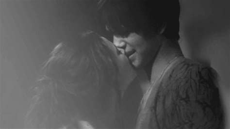 Makeout Session GIFs On Giphy