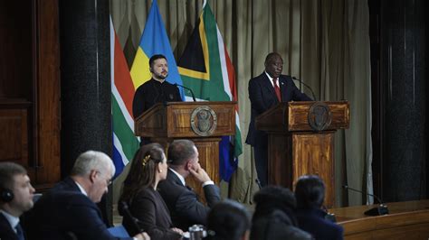 Володимир Сьогодні передав Президенту Сирілу Рамафосі список чотирьохсот українських дітей