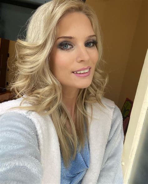 Tw Pornstars Candee Licious Pictures And Videos From Twitter Page