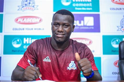 Vipers Bolster Attack With Signing Of Issa Bugembe Nbs Sport