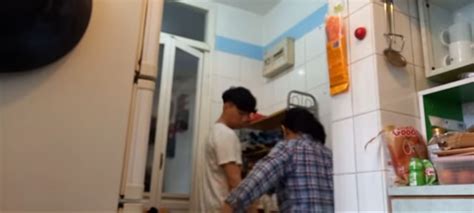 Istri Tertidur Majikan Mengaku Minta Dilayani Di Dapur Oleh TKW Cantik Ini