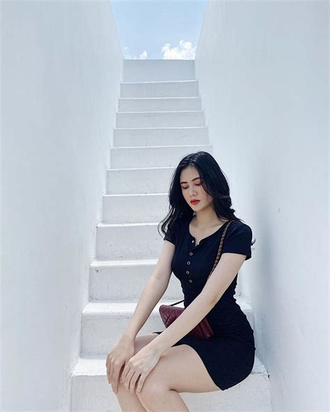 Yến Nhi Ngta xuống phố có đôi còn e xuống phố lôi thôi một mình Dân 47 Website Giải Trí