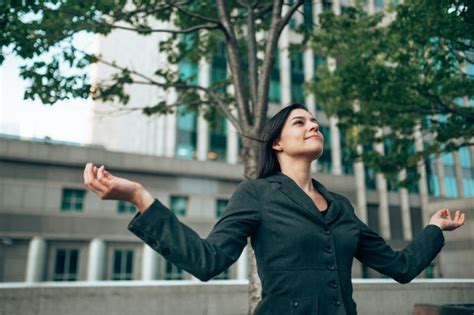 How To Try The 4 7 8 Breathing Technique For Anxiety