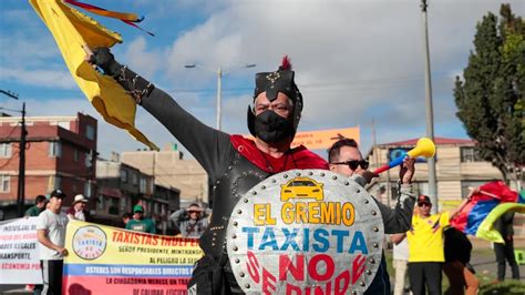 Por Qué El Morado Es El Color De La Marcha Y El Paro Nacional De