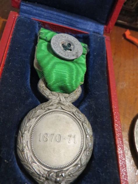 Rare Medaille Des Engages Volonyaires Mineurs 1870 1871 En Ecrin Module Argent Eur 66000