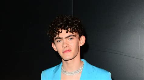 Joe Locke Just Broke Down The Rules Of Gendered Dressing British Gq