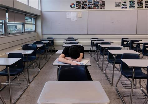 Sleep Deprivation Can Lead To More Than Just Falling Asleep In Class Scot Scoop News