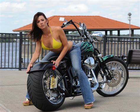 Sexy Wallpaper Sexy Motor 02