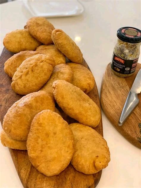 Гоё Пирошки Орц Бүлээн ус 1 аяга Хөөлгөгч 10 гр Давс 1 цайны халбага Ургамлын тос 3