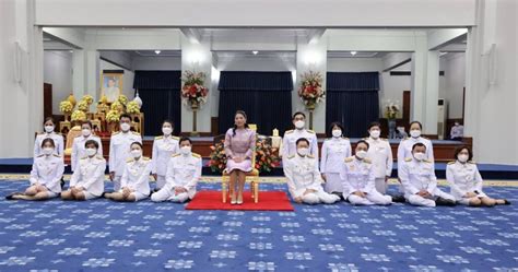 ออมสิน เข้าเฝ้าถวายการรับฝากเงิน เนื่องในวันสถาปนาธนาคารออมสิน ครบ 111 ปี