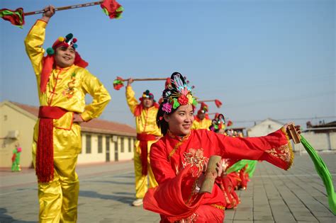 新春走基层 河北沧州：喜迎春节，传统落子舞起来