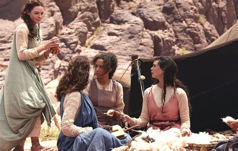 The Red Tent Rachel And Leah With Dinah And Bilhah Red Tent Historical Fashion Tent