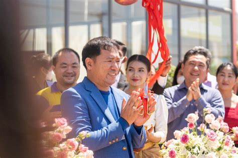 ឧកញ៉ាបណ្ឌិត គីម ហ៊ាង និងលោកជំទាវឧកញ៉ា គង់ សំណាង ផ្ញើសារលិខិតគោរពជូនពរសម្ដេចតេជោ ហ៊ុន សែន