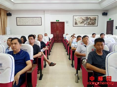 湖南省衡南县泉湖镇深入学习贯彻全国两会精神决胜小康泉湖 中乡网