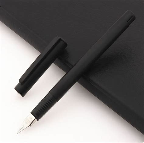 Перьевая ручка 65 корпус нержавеющая сталь. Китай. Перо EF (0.38 мм ...